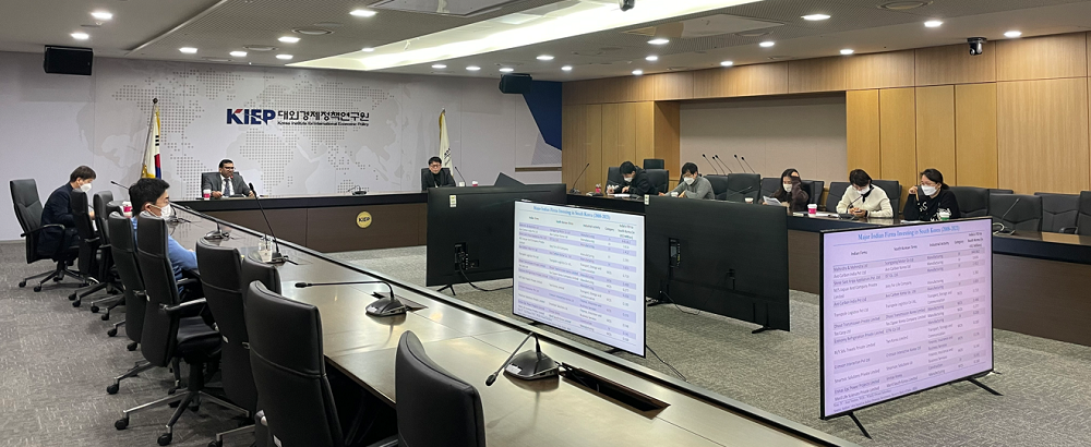 Visiting Scholar’s Seminar with Dr. Durairaj Kumarasamy, Manav Rachna International Institute of ...