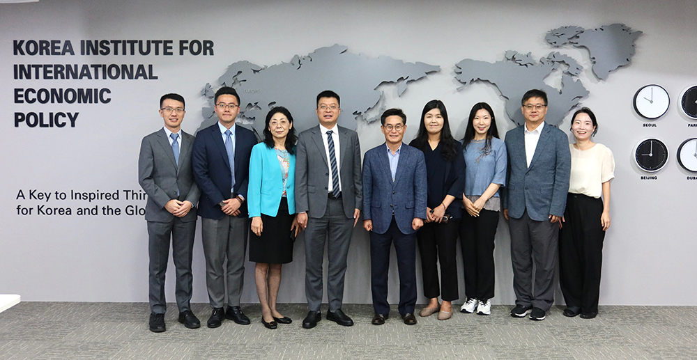 Officials from the CDI Pay Visit to KIEP | Inside KIEP | NEWS : Korea ...